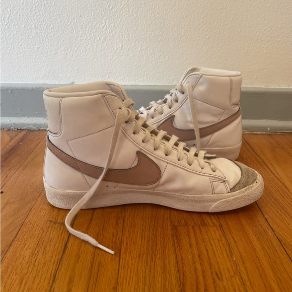 Nike | Shoes | Womens Nike Hightop Blazer Mid 77 | Poshmark